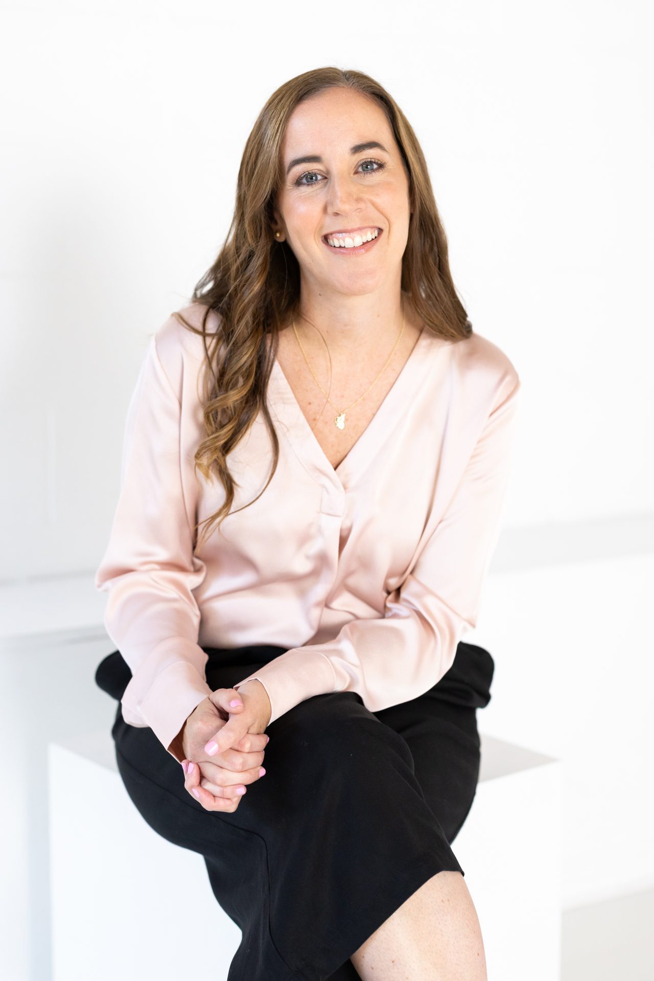 About Our Team | Lo Logramos Consulting LLC